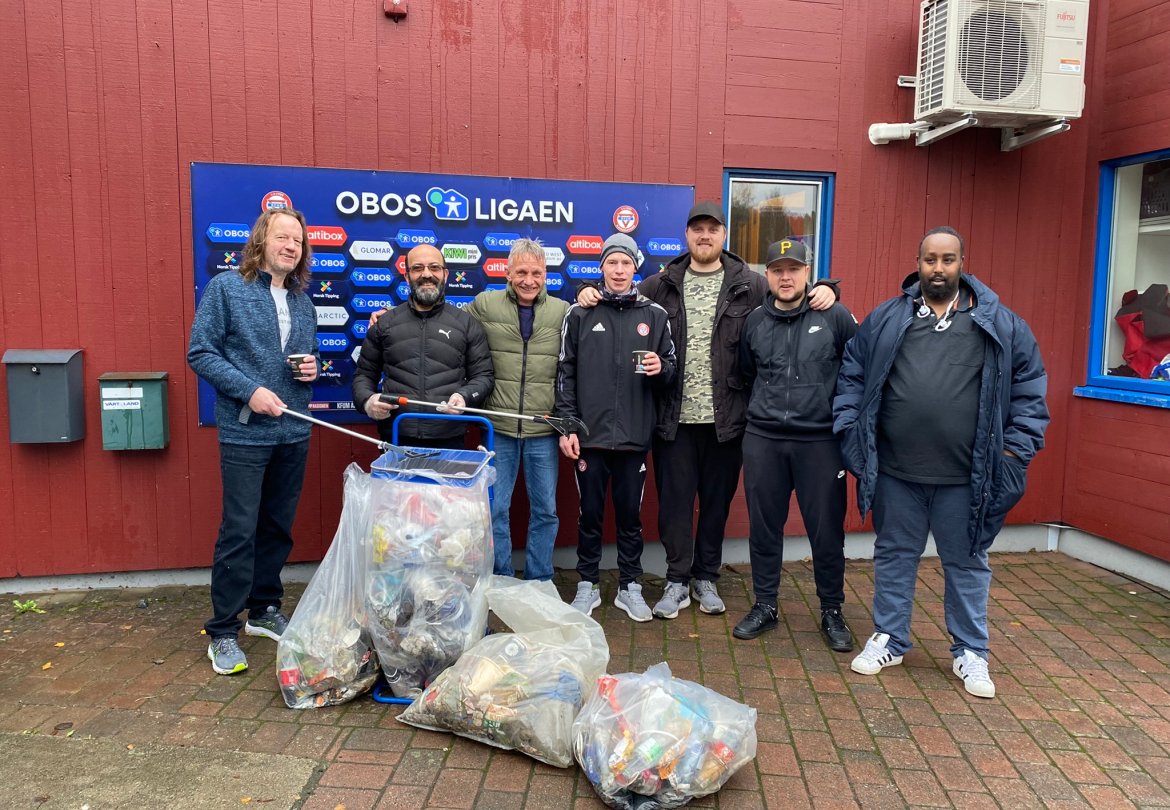 Dugnad skaper samhold! / KFUM