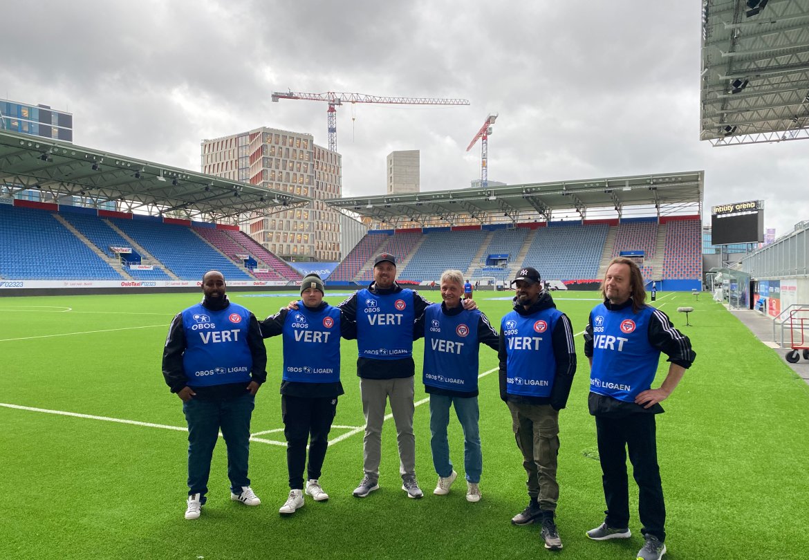 Dugnad skaper samhold! / KFUM